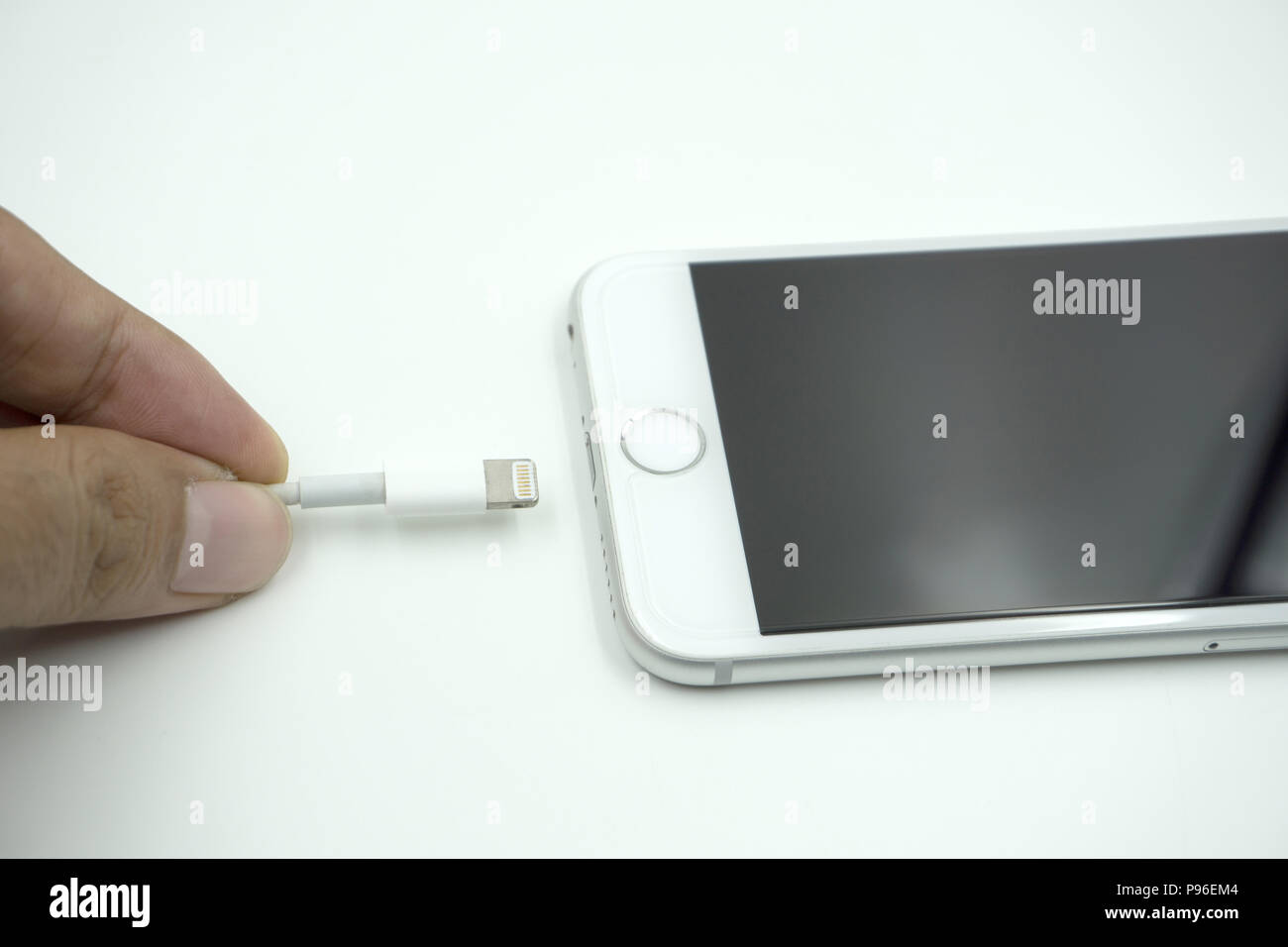 Iphone emblem hi-res stock photography and images - Alamy