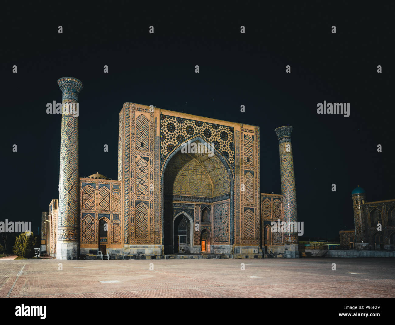 Samarqand Registan Square High Resolution Stock Photography and Images ...