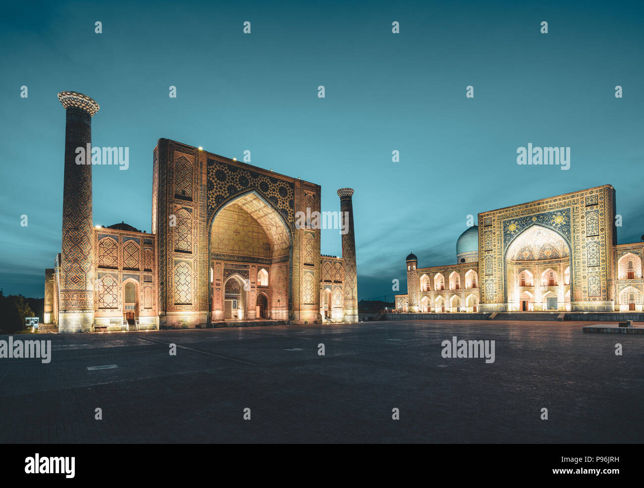 In the old town of samarkand hi-res stock photography and images - Alamy