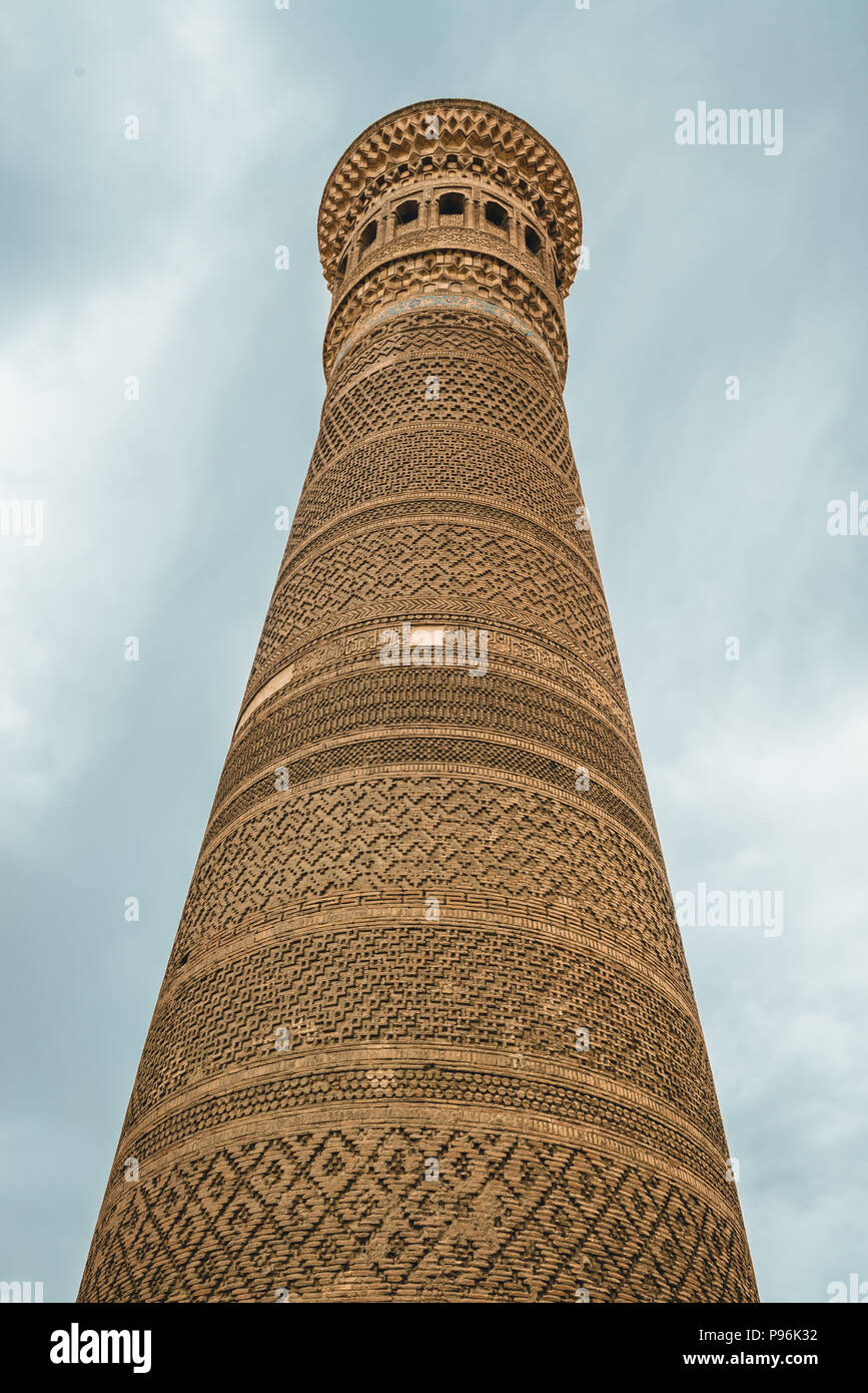 Poi Kalon Mosque and Minaret in Bukhara, Uzbekistan Stock Photo - Alamy