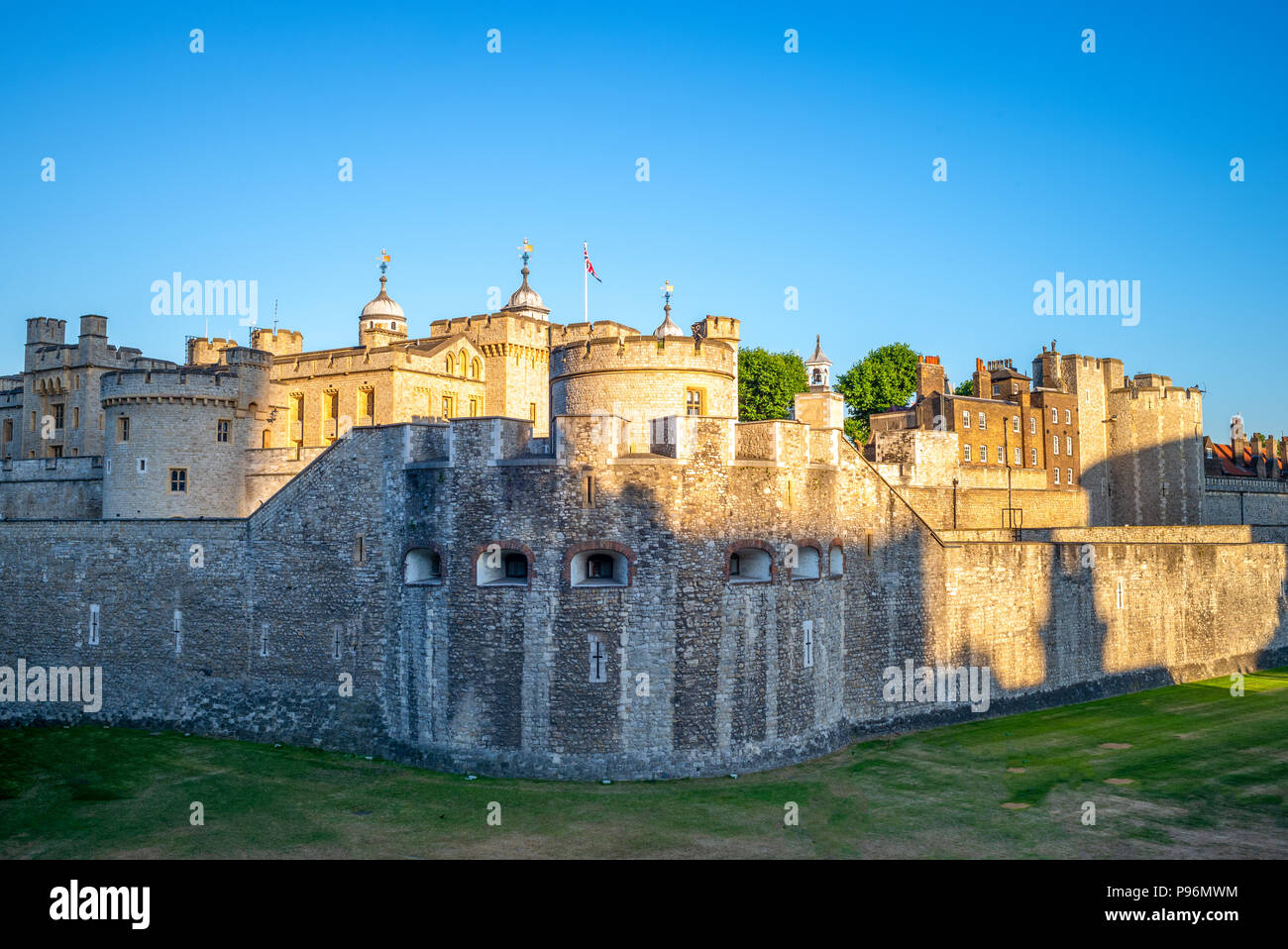London skyline icon hi-res stock photography and images - Alamy