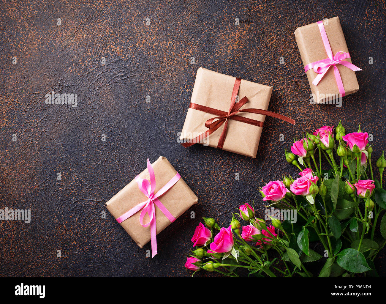 Beautiful vintage bouquet ribbons hi-res stock photography and images ...