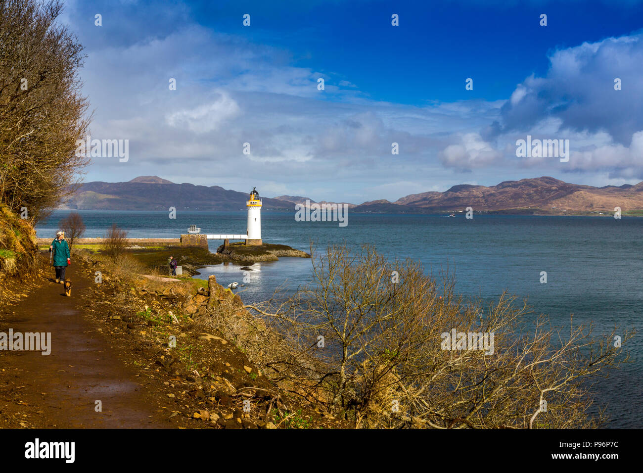 Rubha nan Gall lighthouse marks the entrance to the Sound of Mull, nr ...
