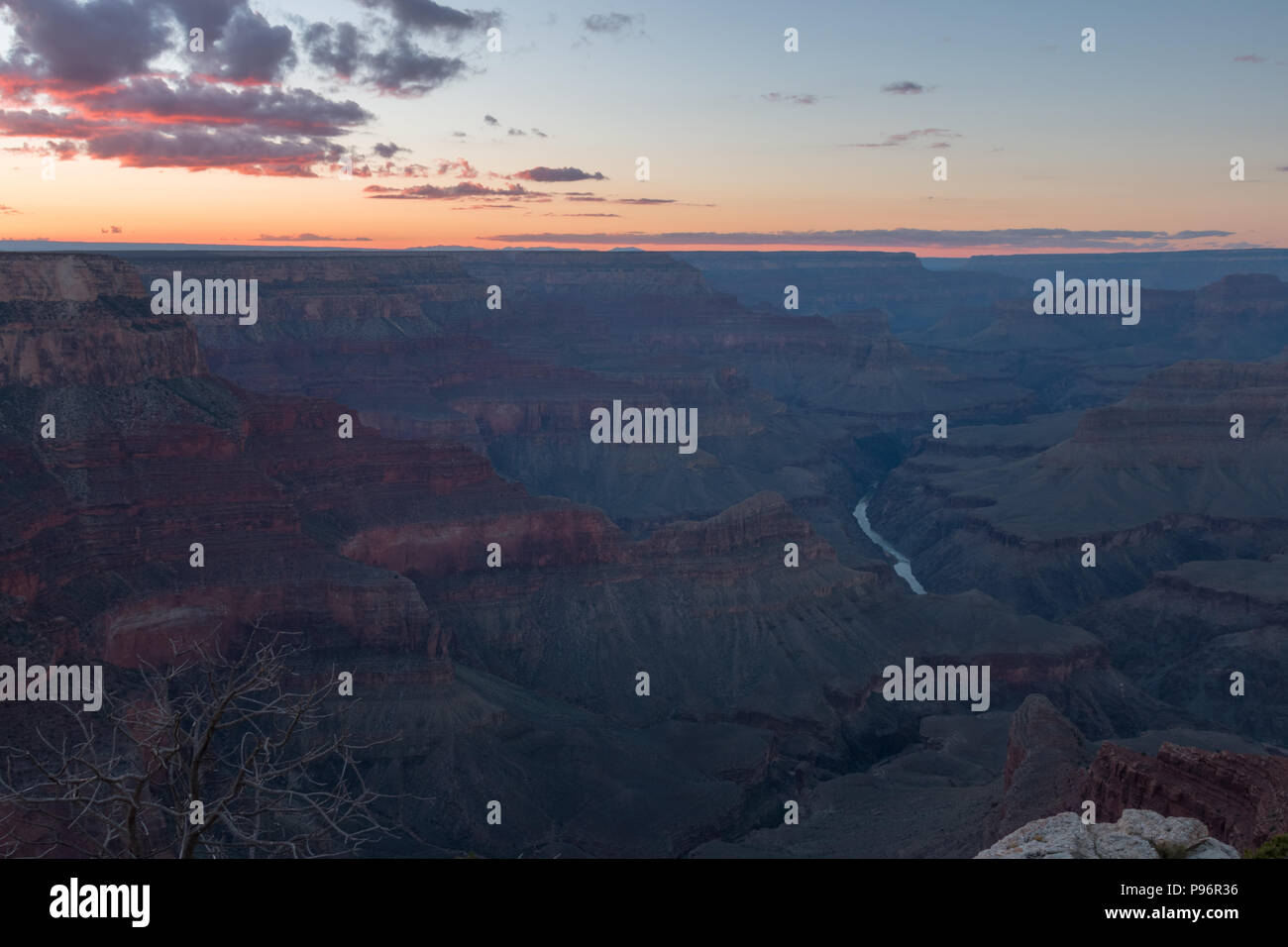 Grand Canyon Mohave Point after sunset on a sunny evening in autumn ...