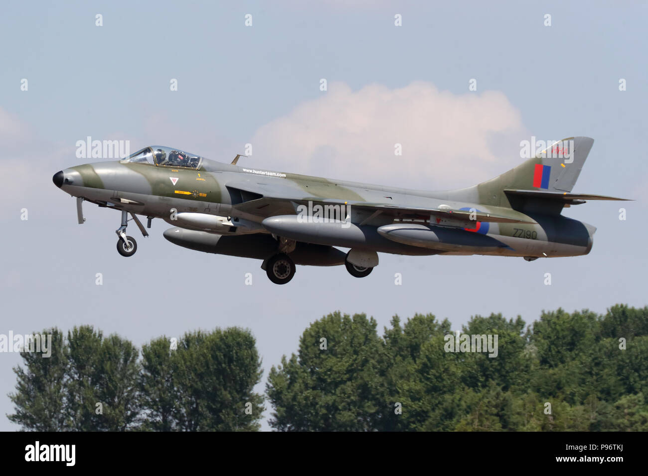 Hawker hunter military aircraft hi-res stock photography and images - Alamy