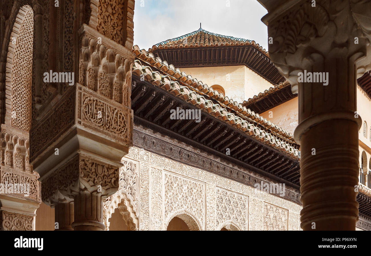Interior of Alhambra, Granada, Andalusia, Spain. Columns with muqarnas ...