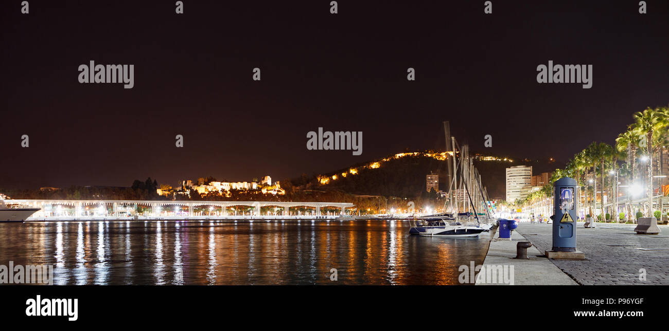Night view of malaga hi-res stock photography and images - Alamy