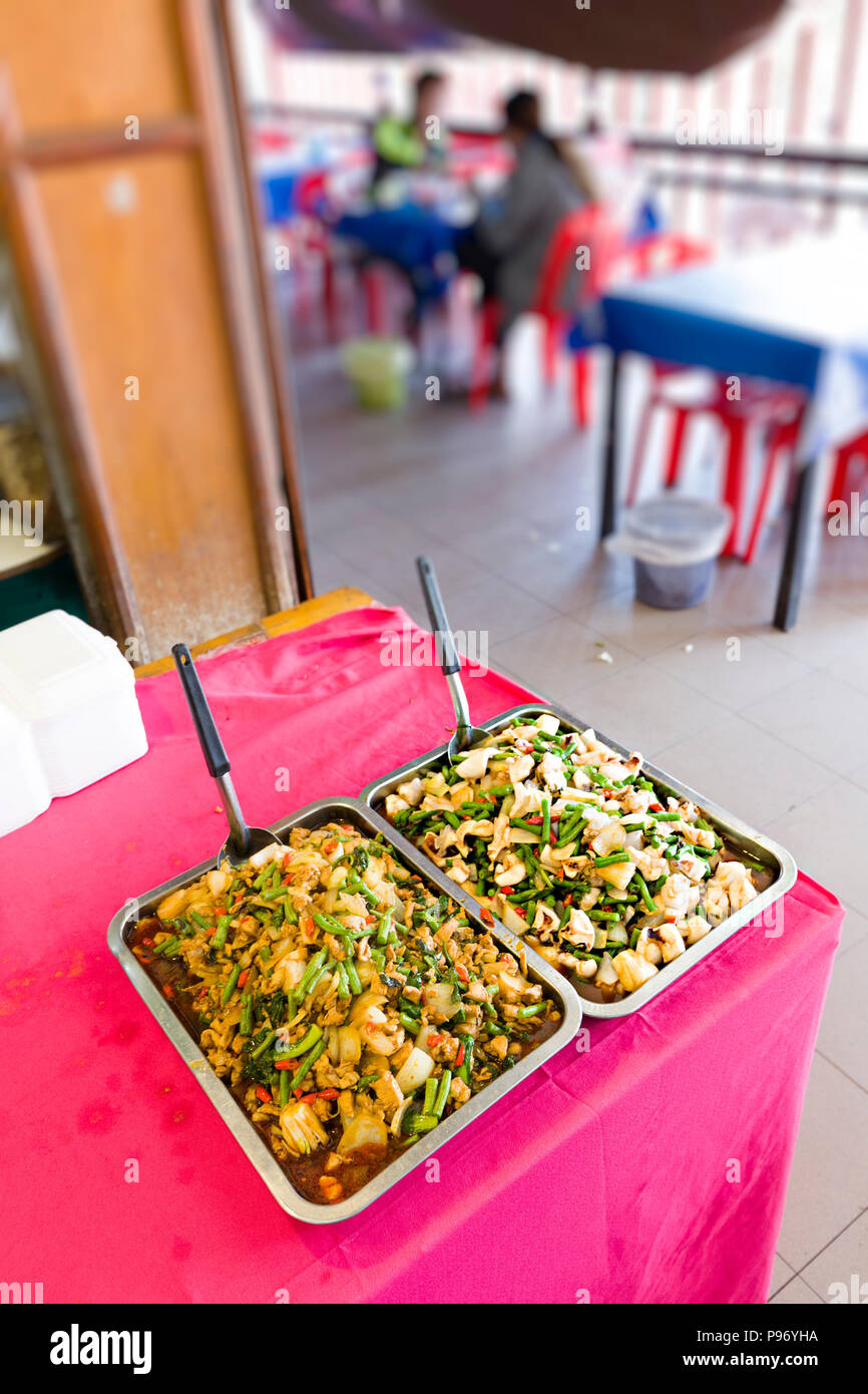 Hot trays hi-res stock photography and images - Alamy
