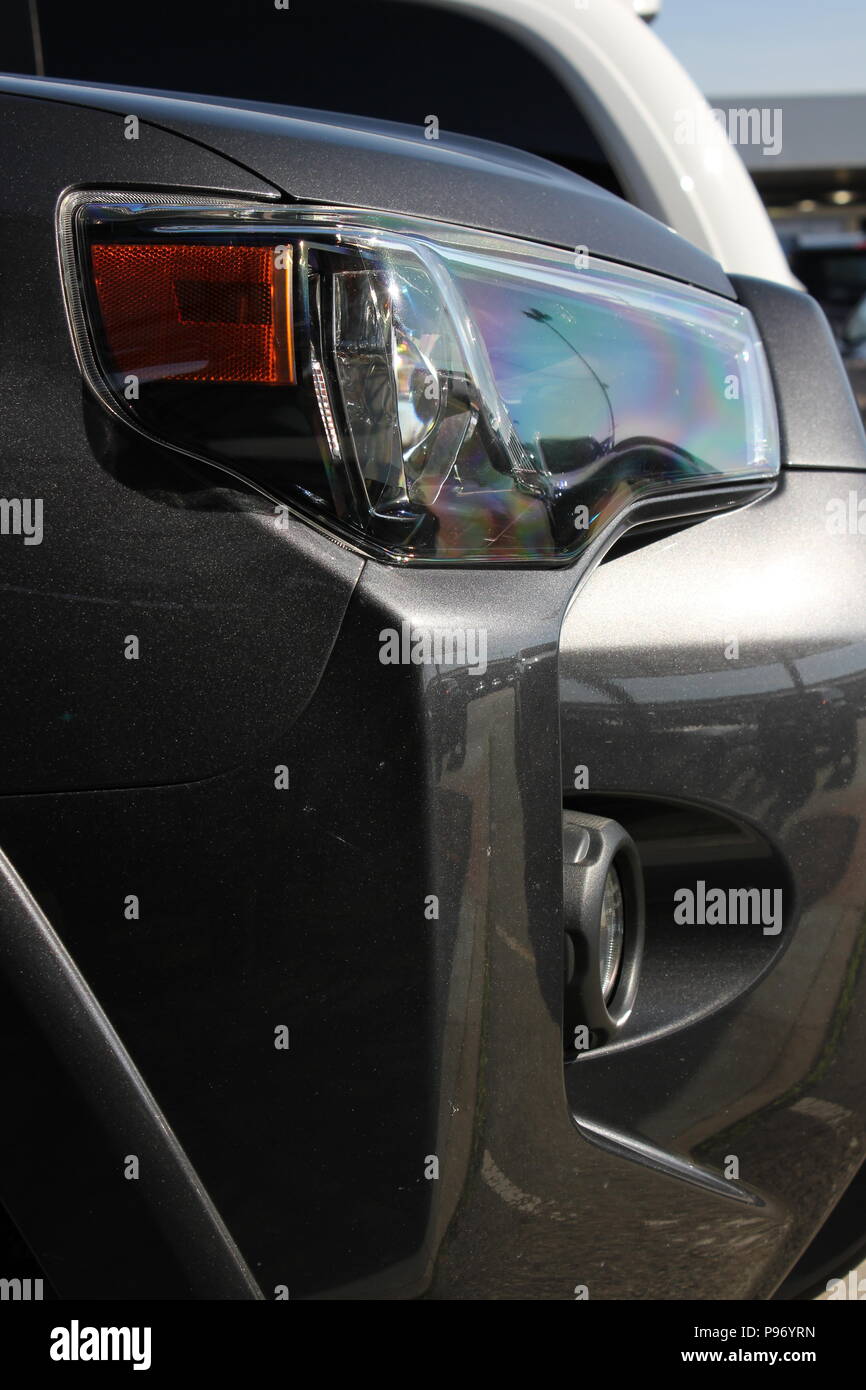 Front end of a 2018 Toyota highlander SUV Stock Photo - Alamy