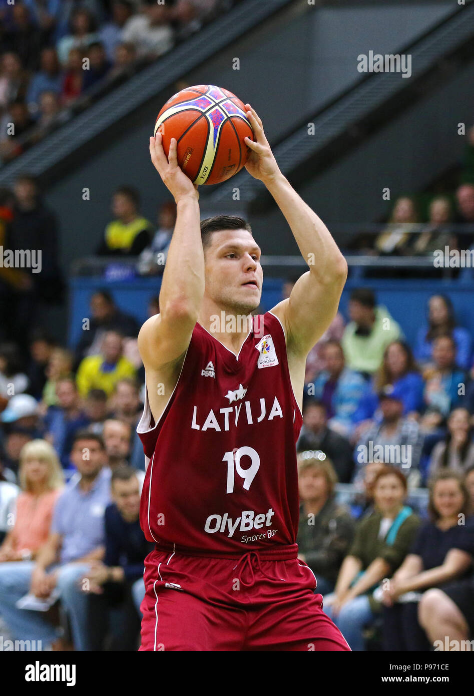 Slam dunk china hi-res stock photography and images - Alamy