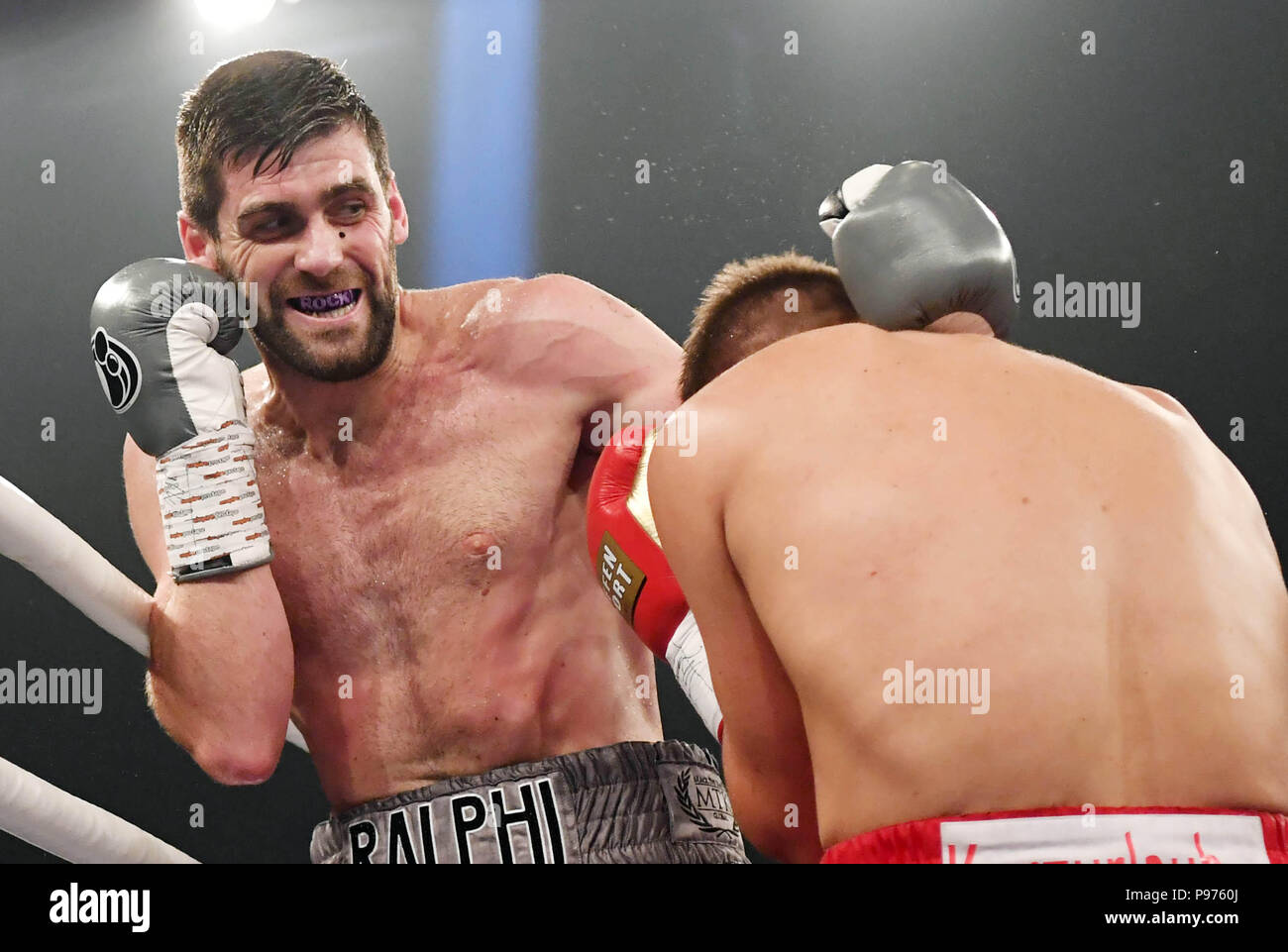 Rocky fielding hi-res stock photography and images - Alamy