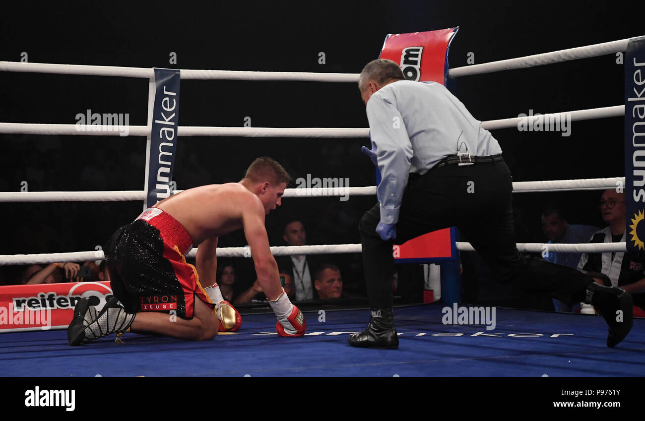 Offenburg, Germany. 14th July, 2018. Boxing: WBA super middleweight ...