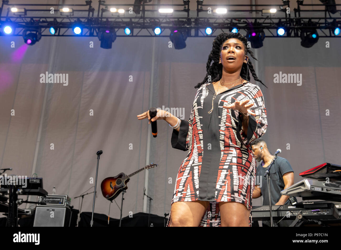 Brandy singer 2018 hi-res stock photography and images - Alamy