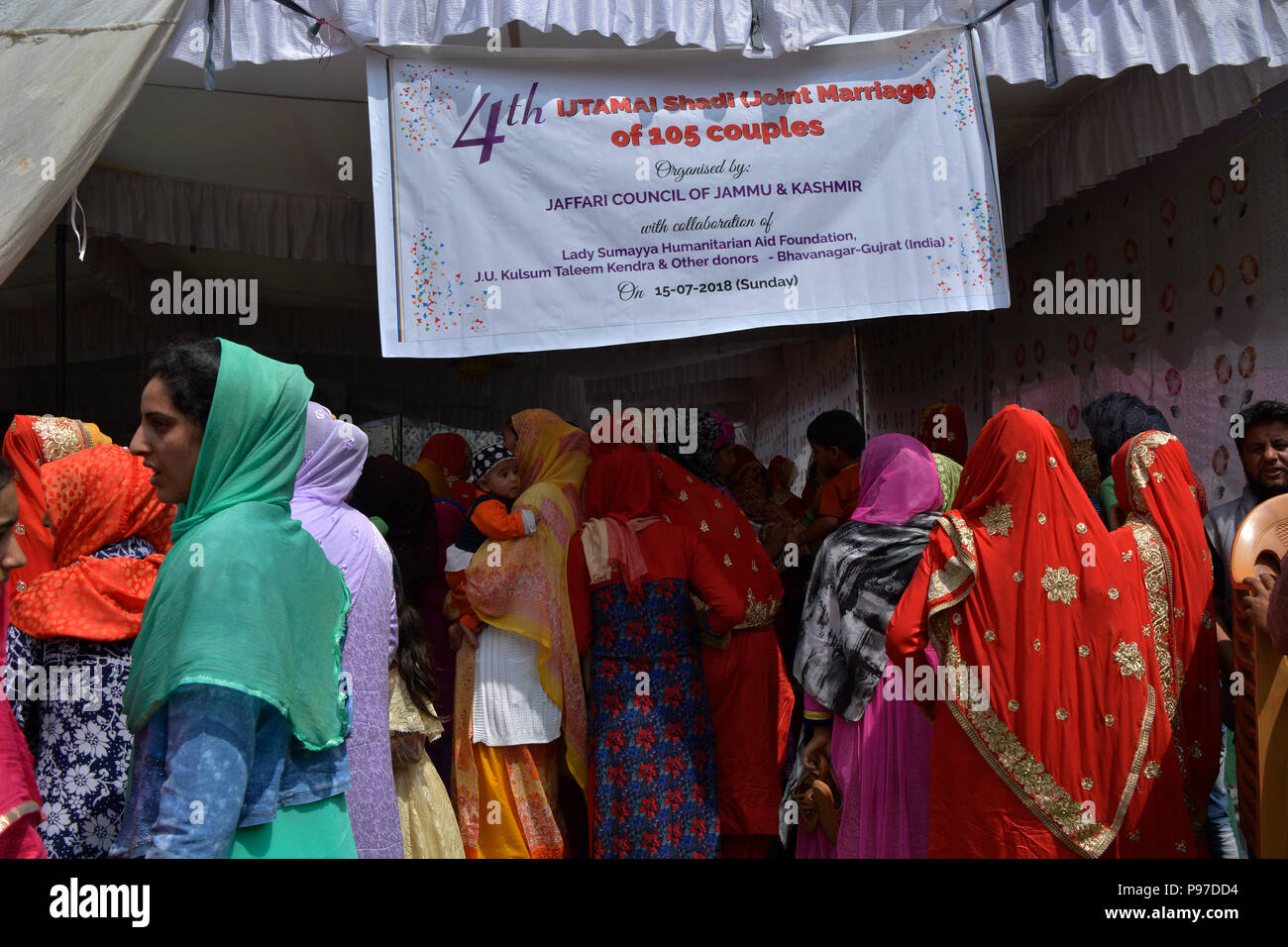 Kashmir, India. 15th July 2018. Kashmiri Muslim brides attend a mass ...