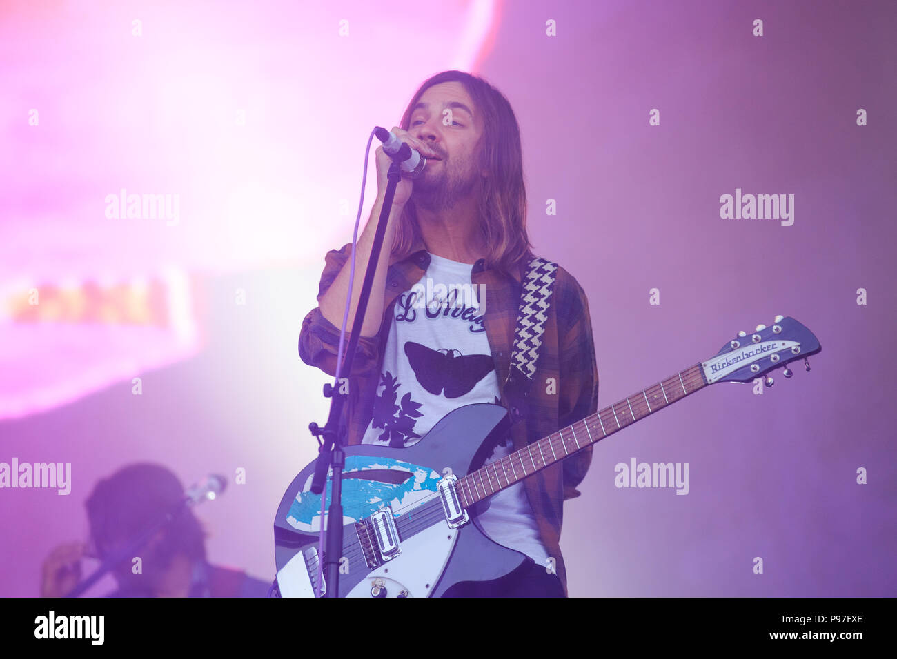 Tame impala lead singer kevin hi-res stock photography and images - Alamy
