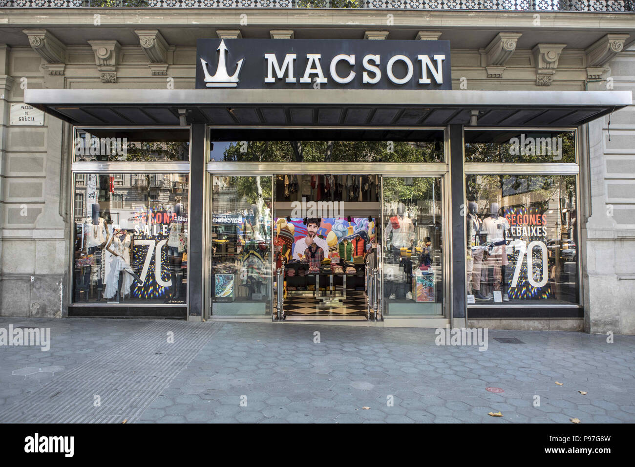 70_80 years hi-res stock photography and images - Alamy