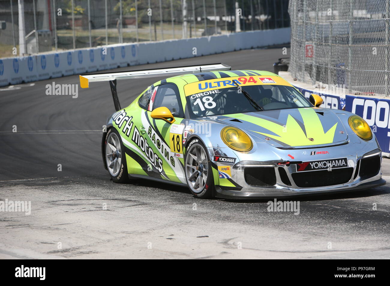 Porsche super cup hi-res stock photography and images - Alamy