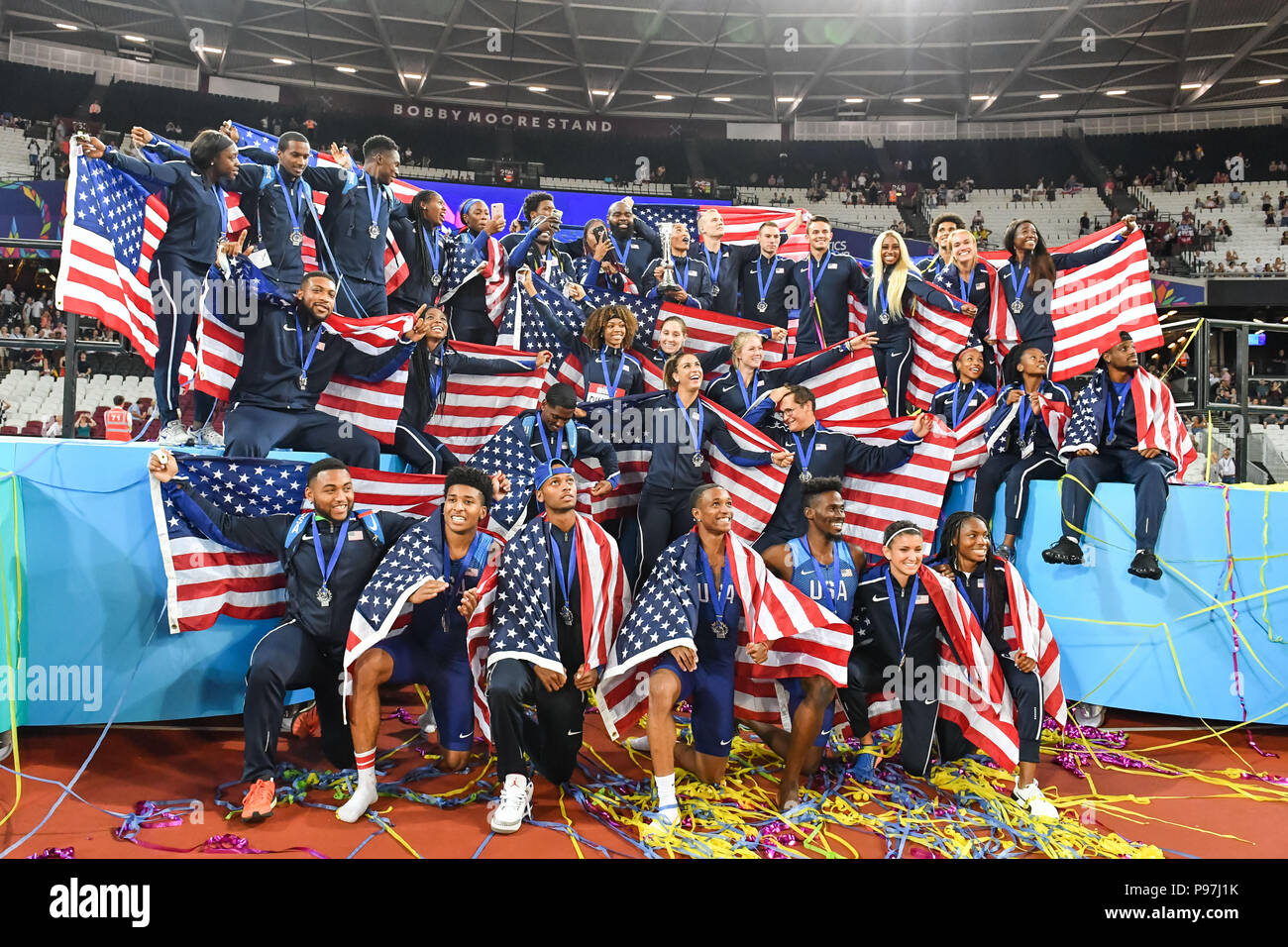 World cup trophy lift hi-res stock photography and images - Alamy