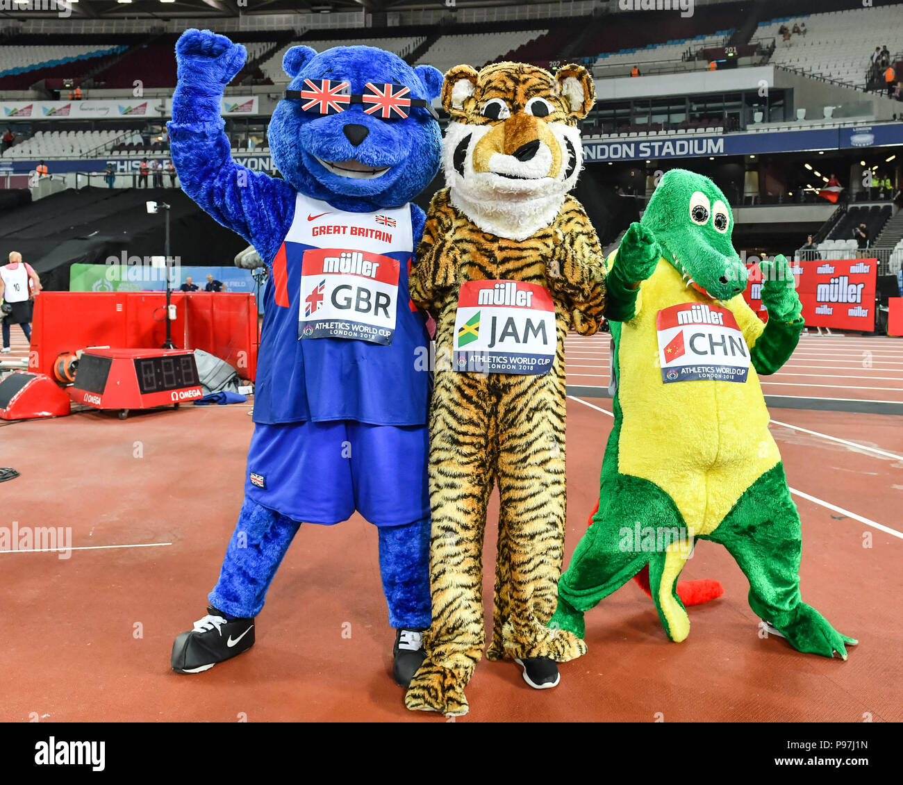 World mascots hi-res stock photography and images - Alamy