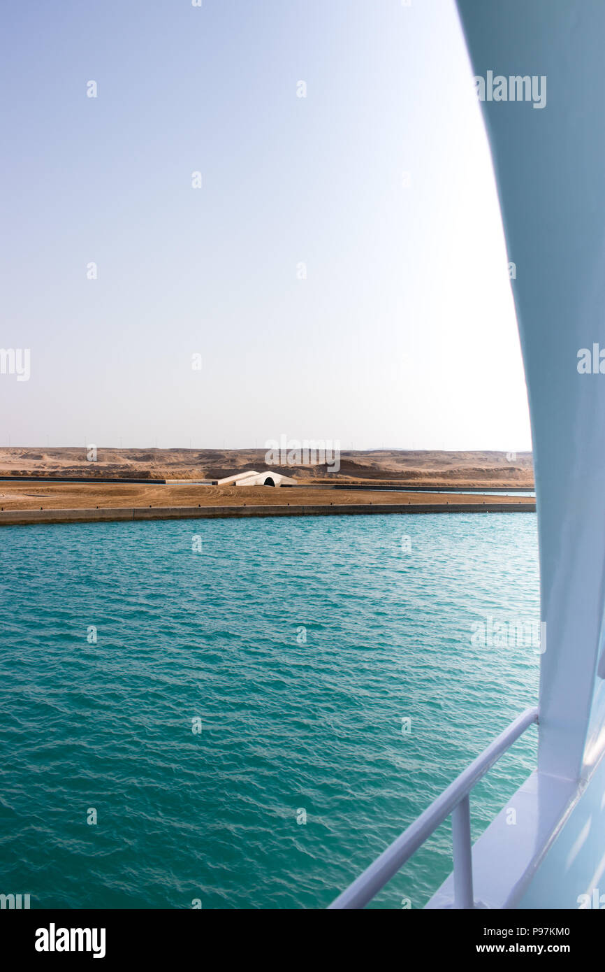 Clear blue water Stock Photo - Alamy