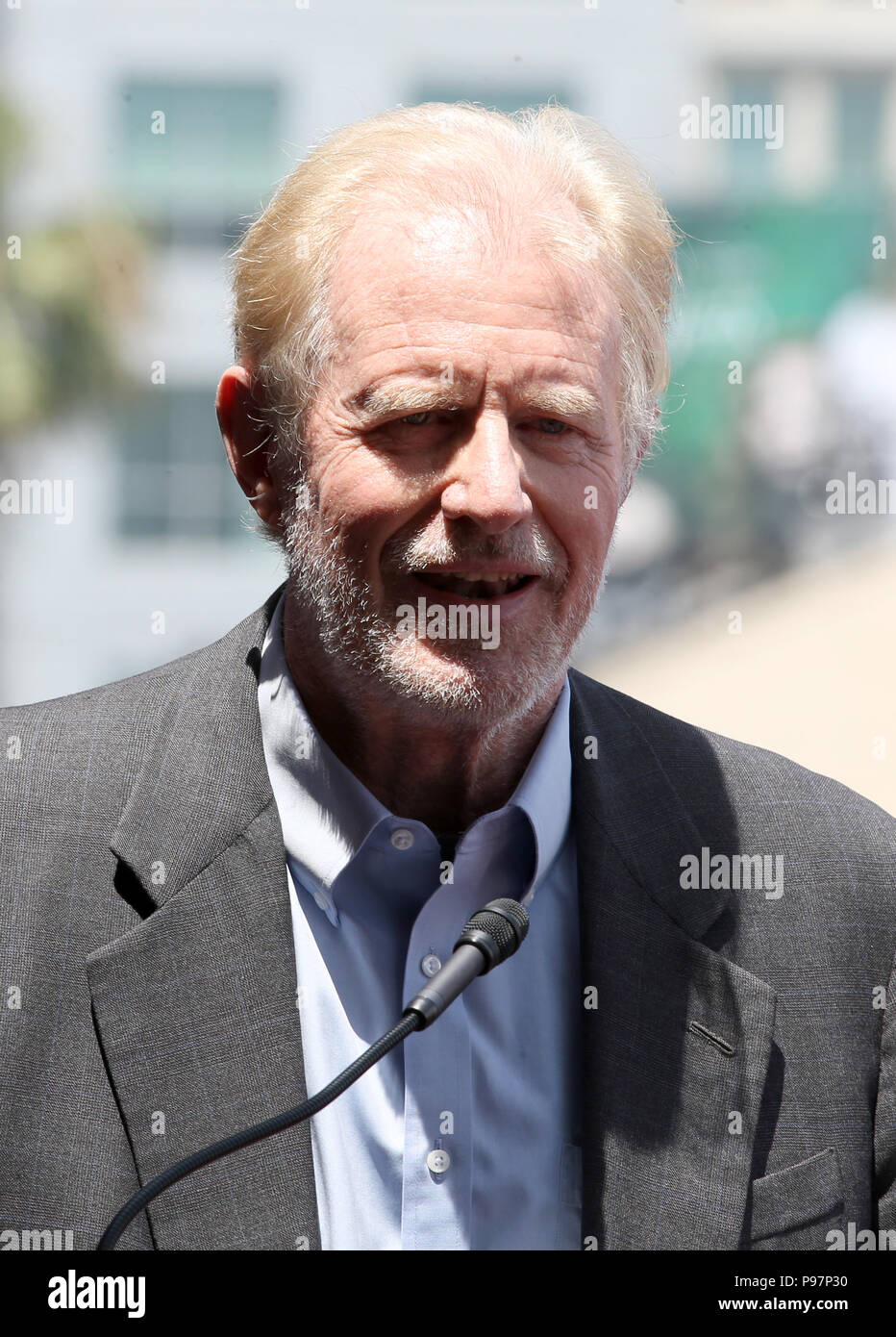 Jeff Goldblum Is honored with a Star on the Hollywood Walk of Fame ...