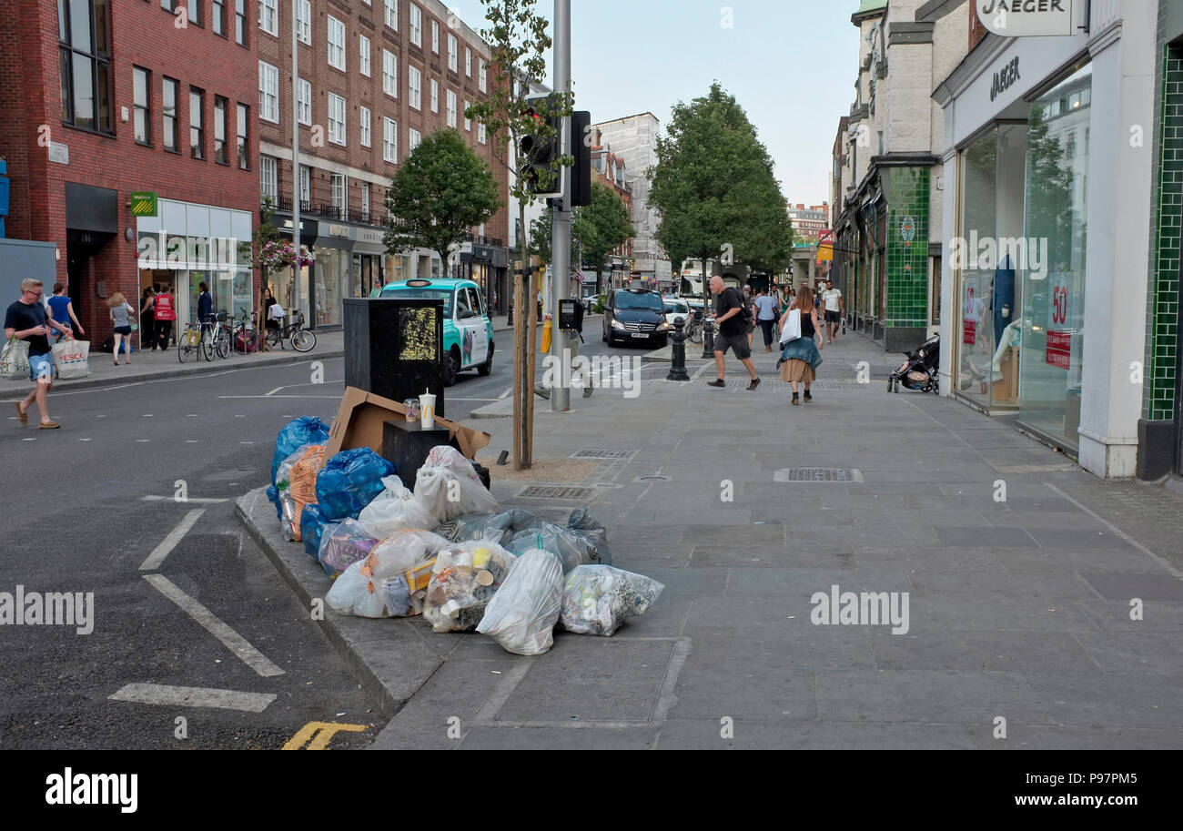 Recycling on the streets of london hi-res stock photography and images ...