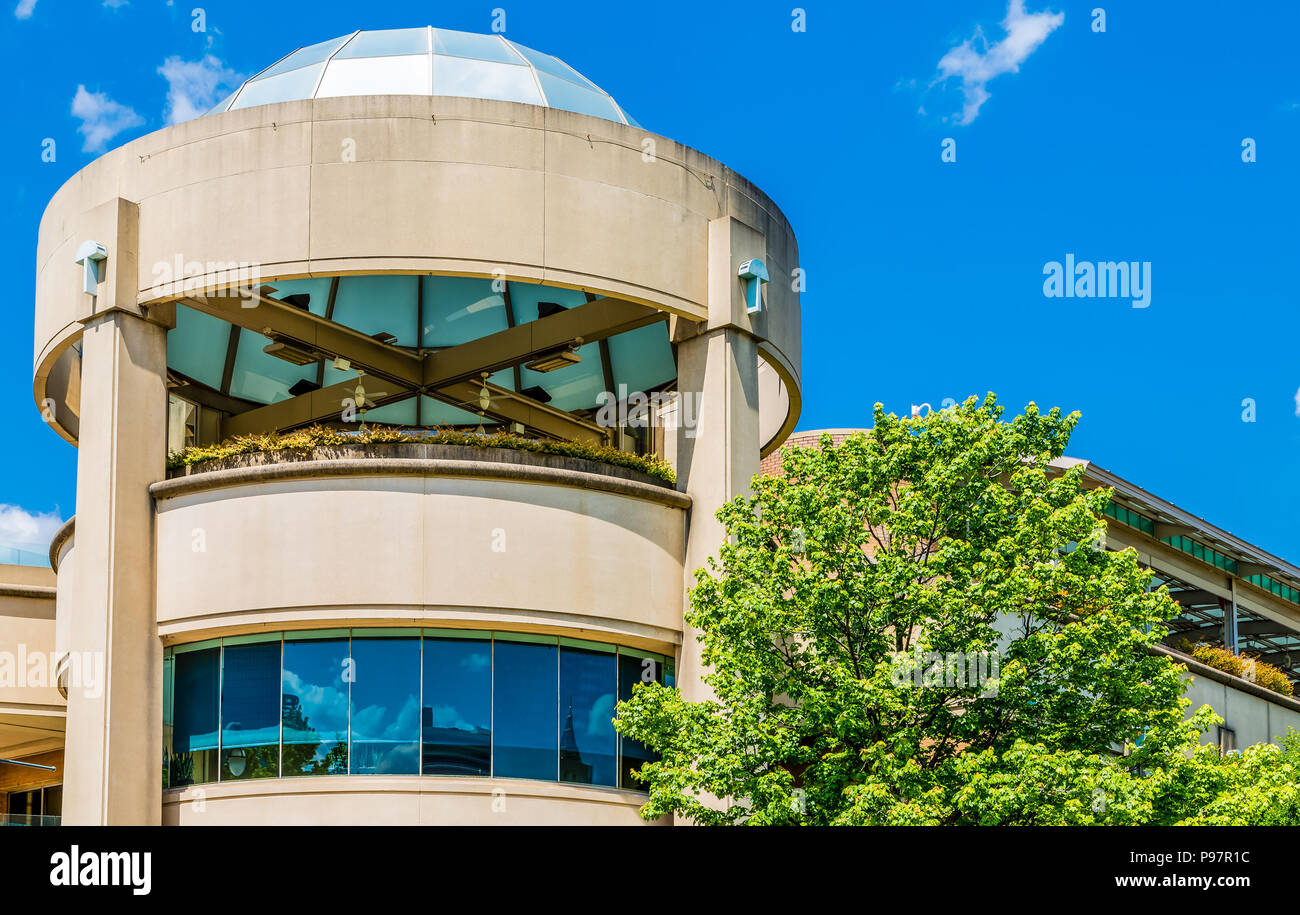 Modern Round Municipal Building.jpg Stock Photo - Alamy