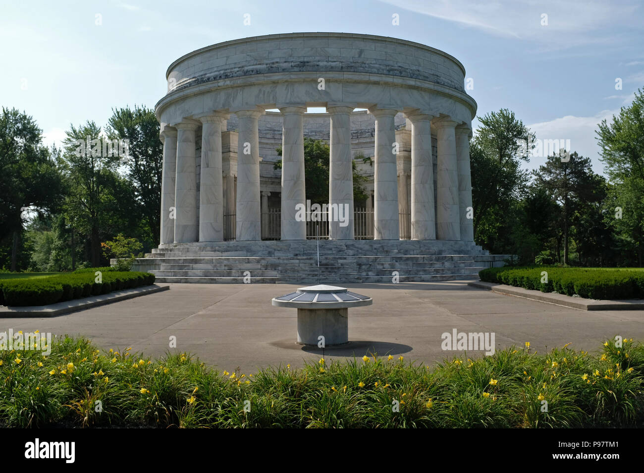 Monument and tomb of President Warren G Harding and First Lady Florence ...