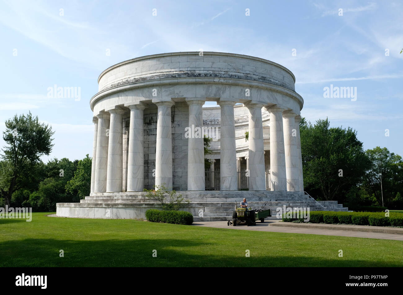Monument and tomb of President Warren G Harding and First Lady Florence ...