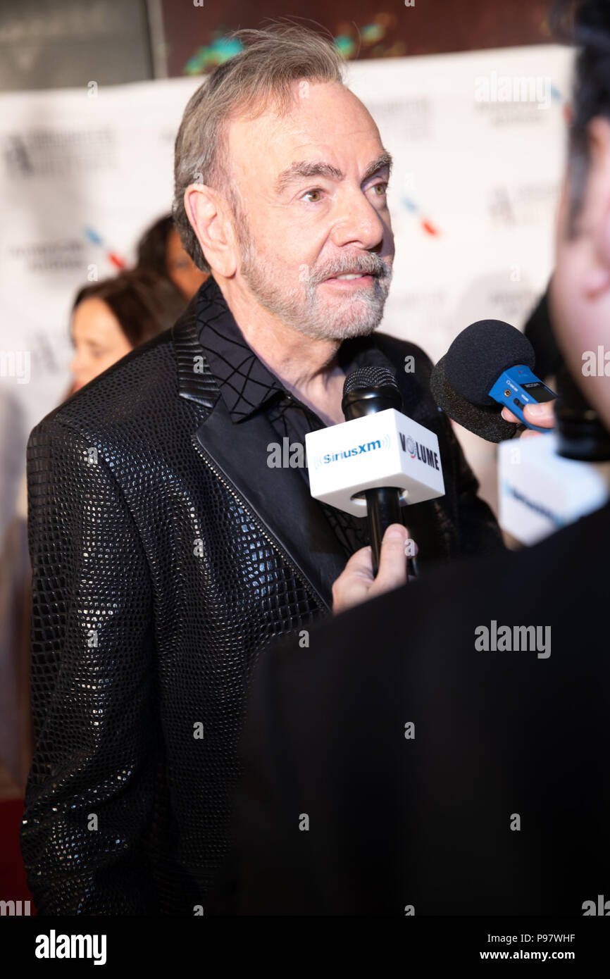Neil diamond hall of fame hi-res stock photography and images - Alamy