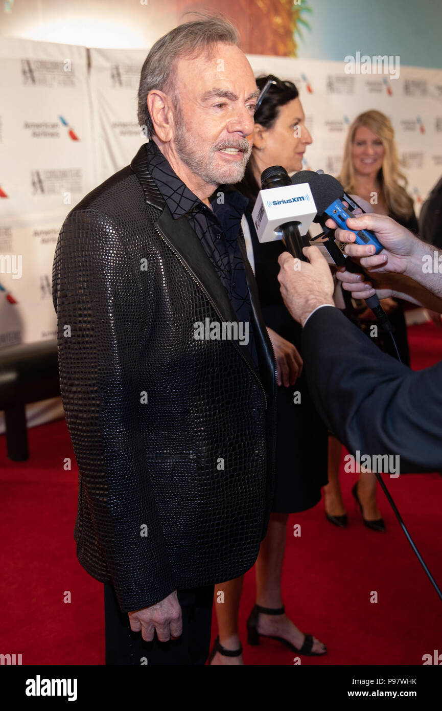 Neil diamond hall of fame hi-res stock photography and images - Alamy