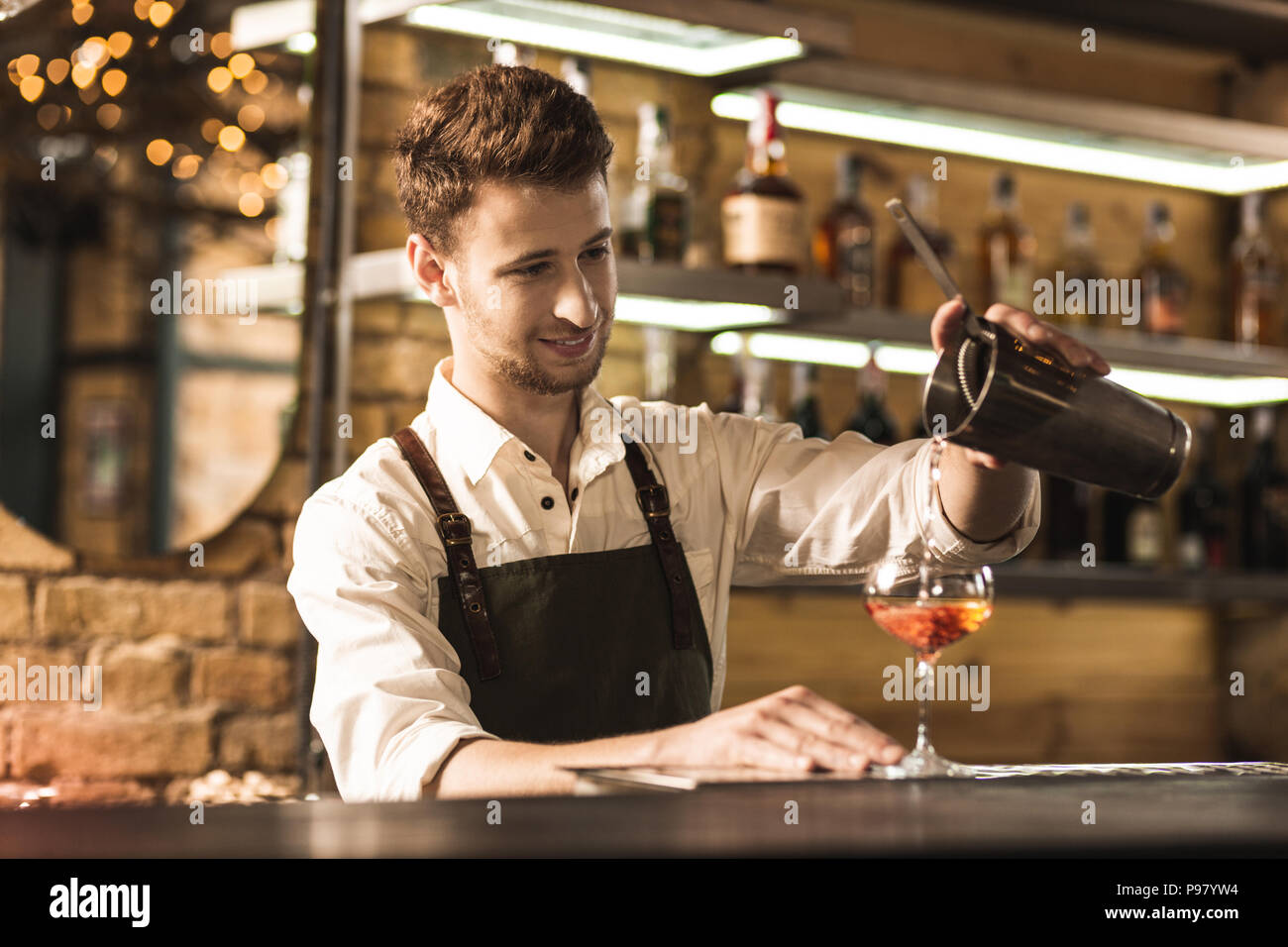Dive bar interior hi-res stock photography and images - Alamy