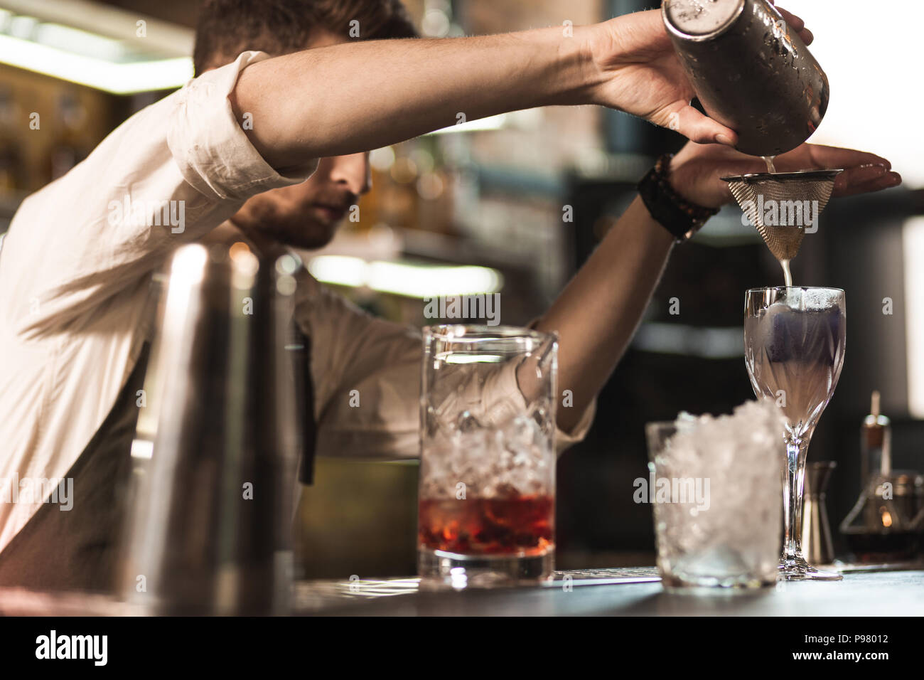 Dive bar interior hi-res stock photography and images - Alamy