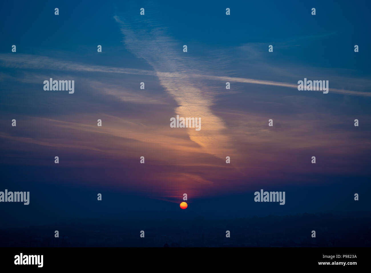 Sunset sky background Stock Photo - Alamy
