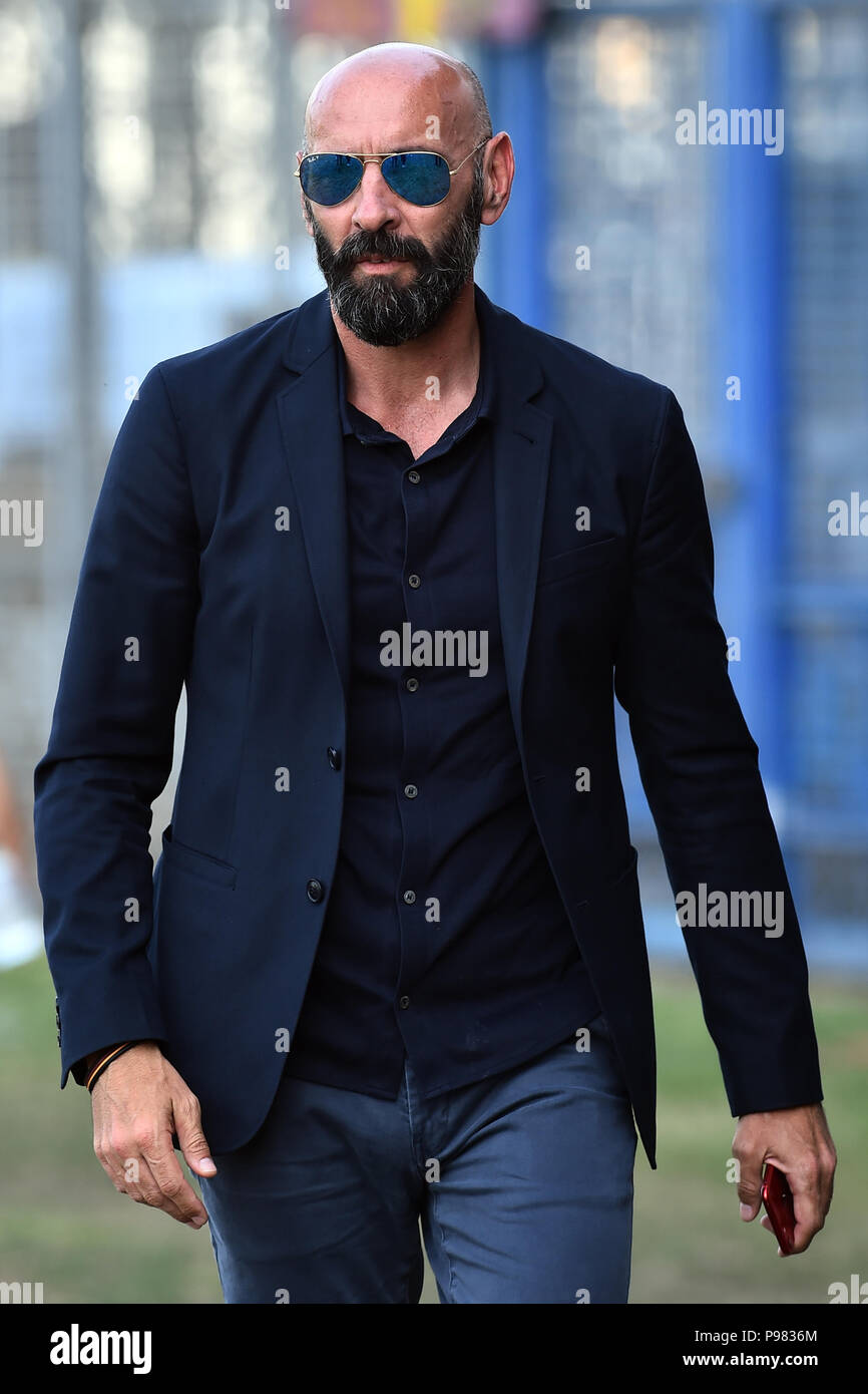 Monchi hi-res stock photography and images - Alamy