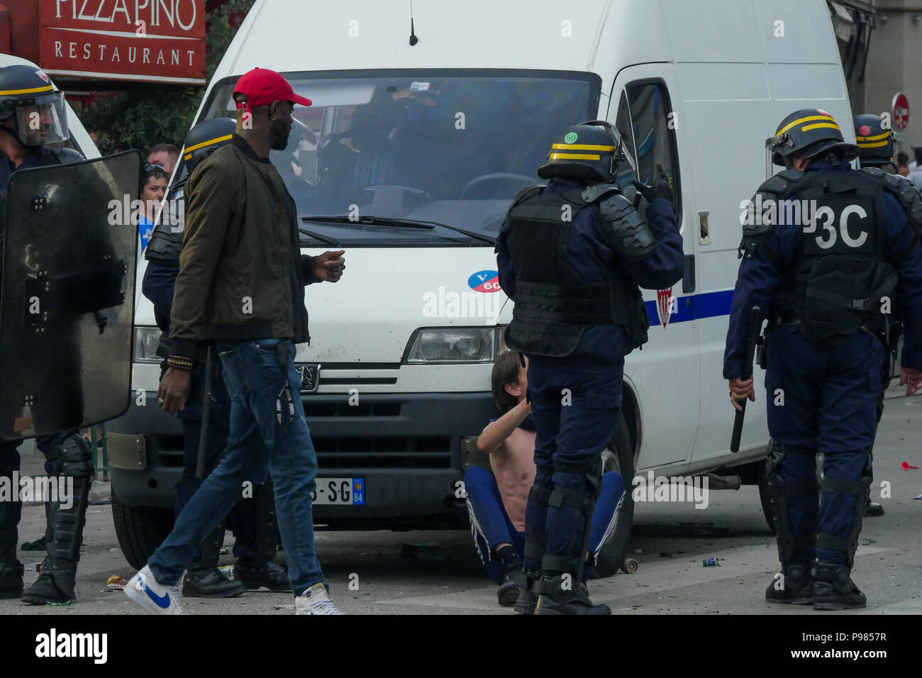 Lyon hooligans hi-res stock photography and images - Alamy