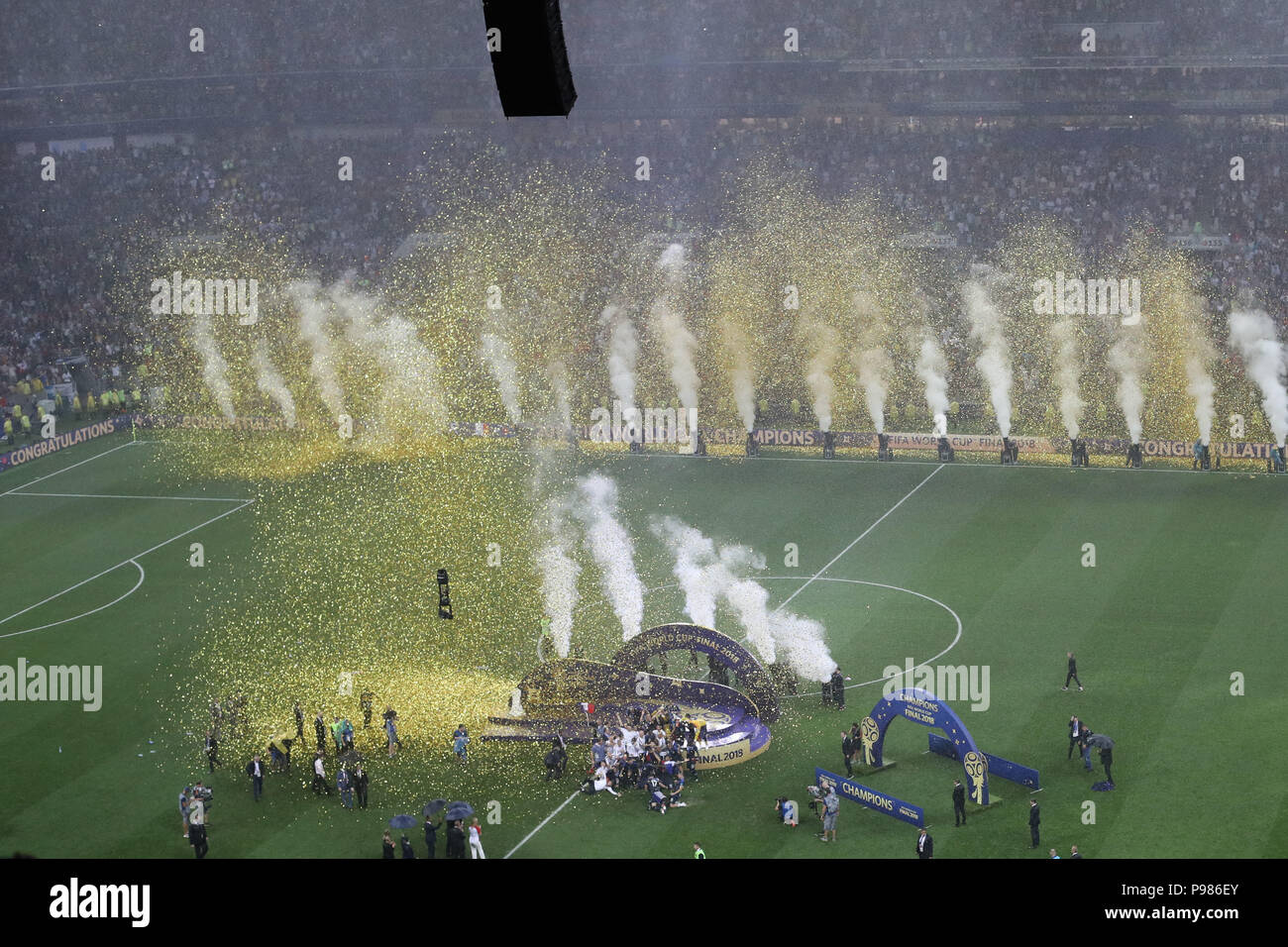 Moscow, Russia. 15th July 2018. French players celebrate the title of ...