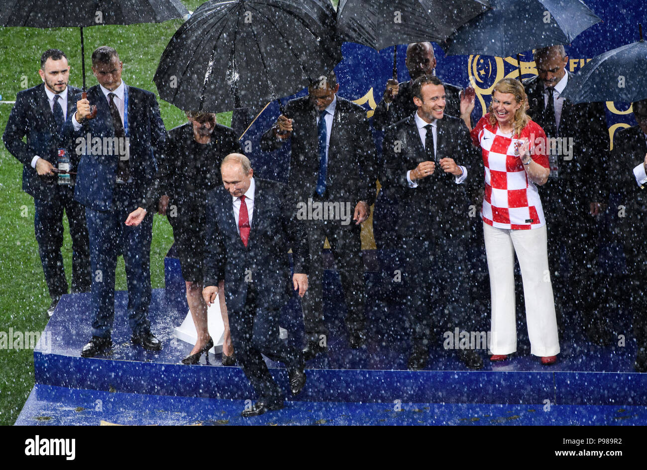 Russian president vladimir putin podium hi-res stock photography and ...