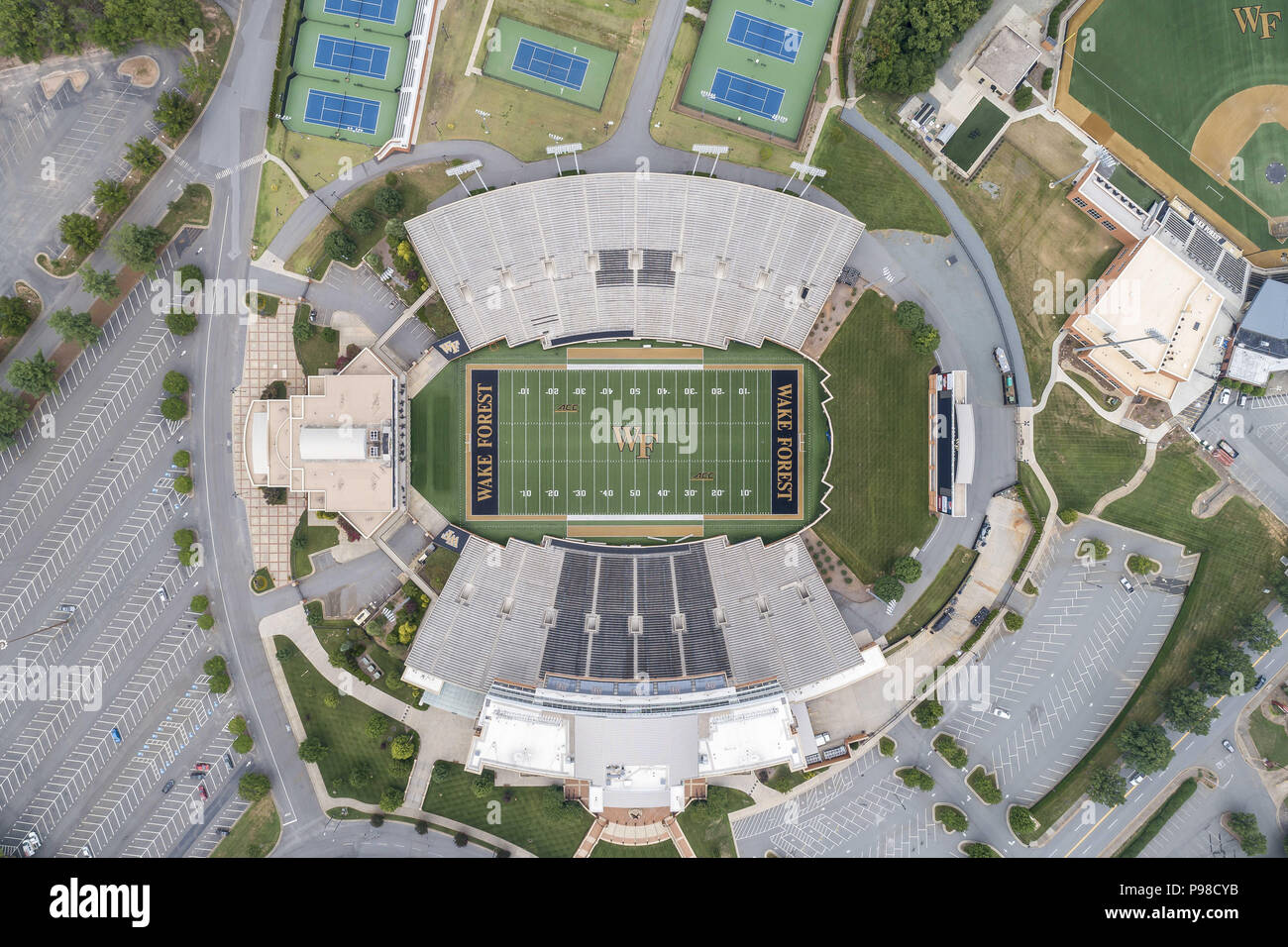 American football stadium aerial people hi-res stock photography and ...