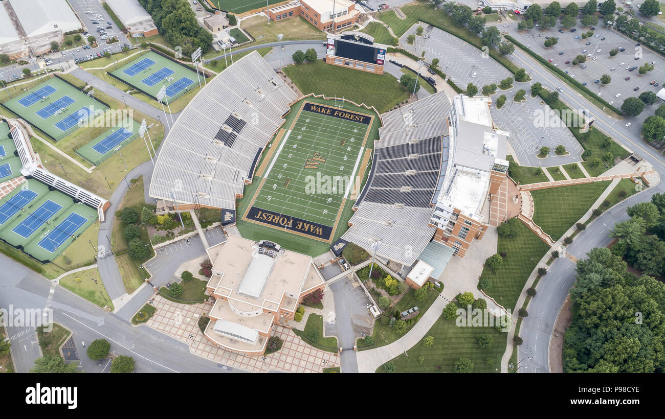 American football stadium aerial people hi-res stock photography and ...