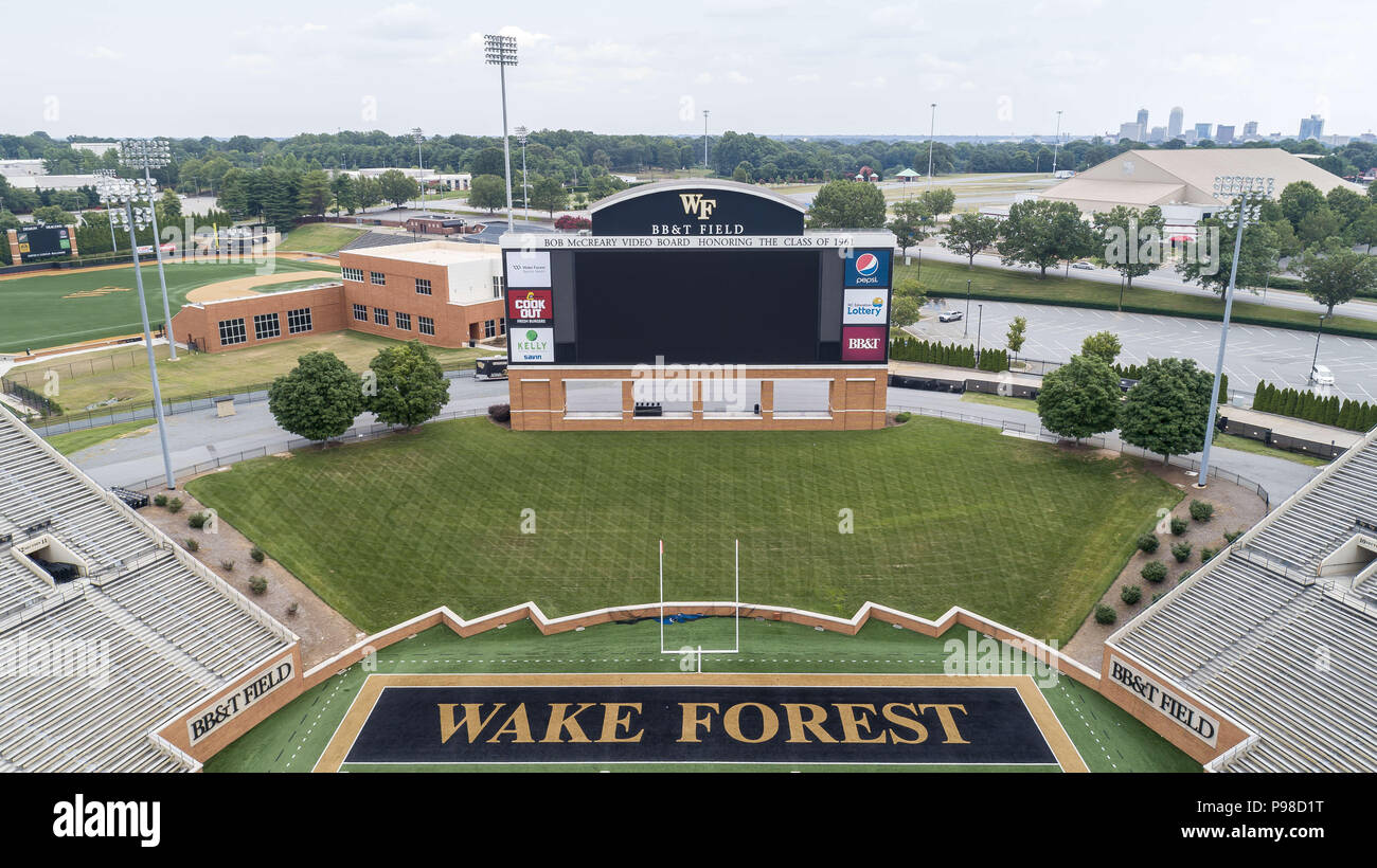 American football stadium aerial people hi-res stock photography and ...