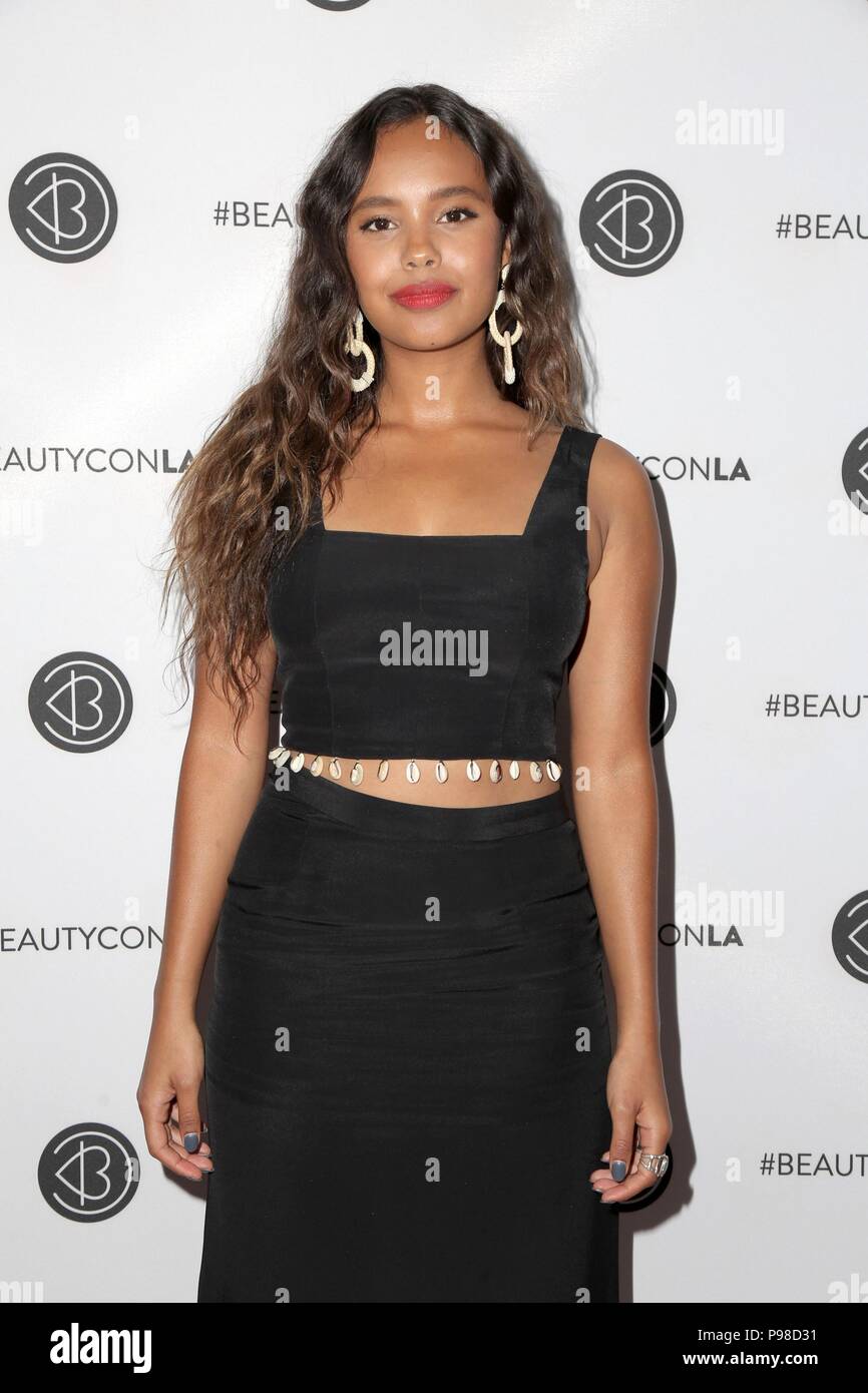 Alisha boe hi-res stock photography and images - Alamy