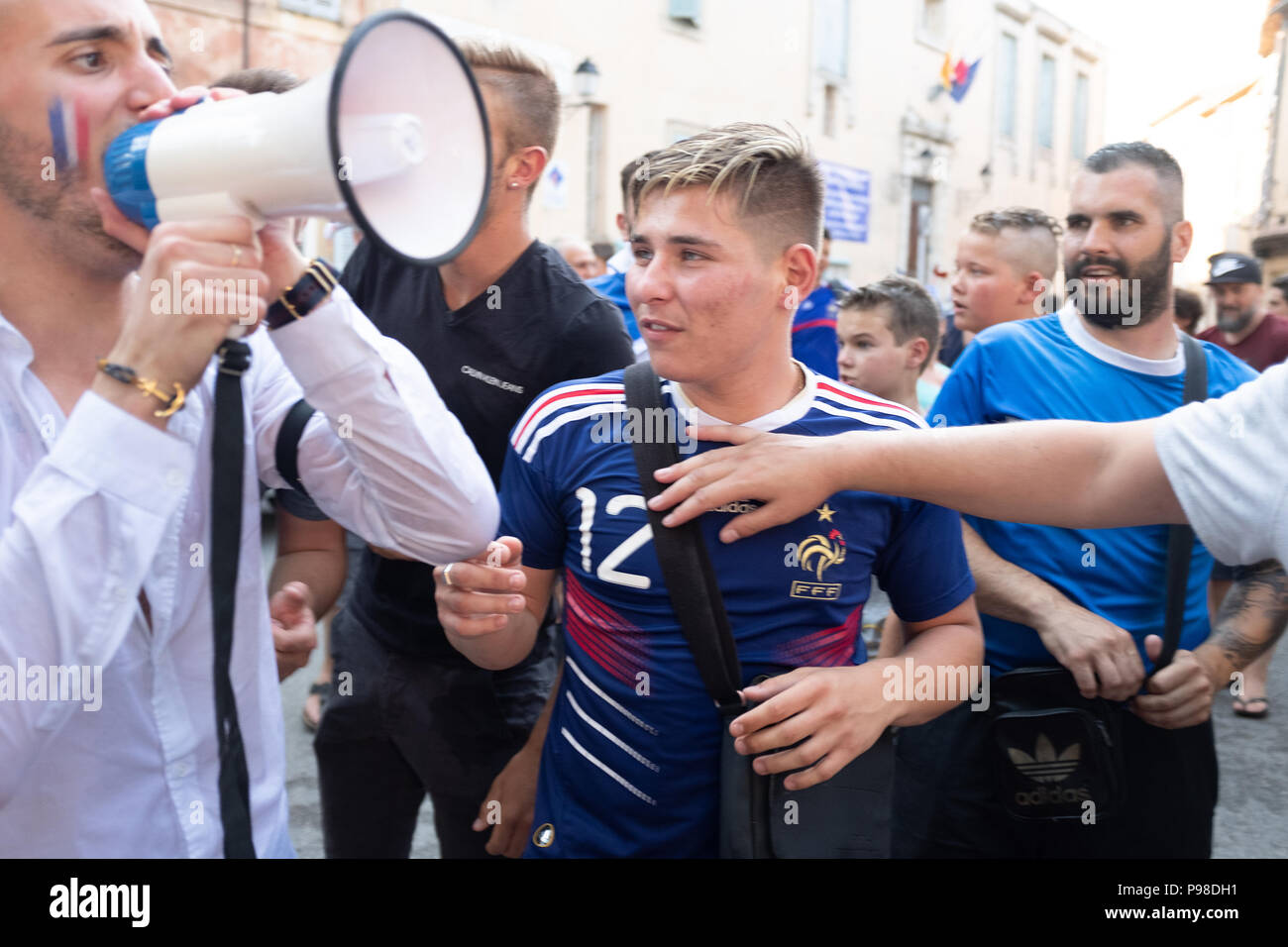 French People Celebrating Football World Cup Stock Photo - Alamy