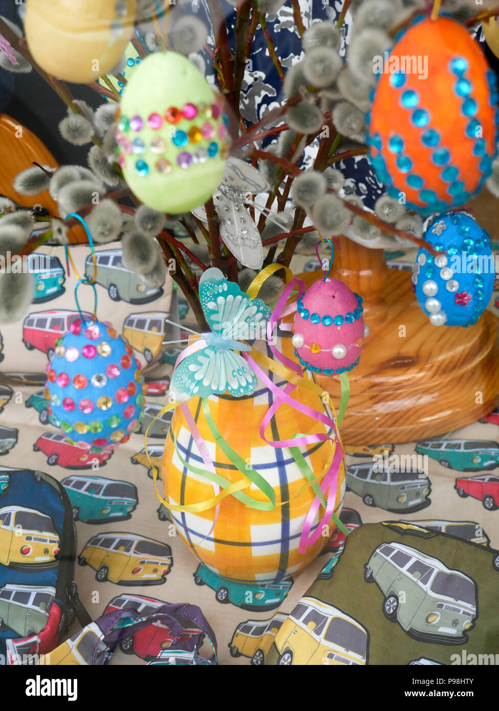 Easter eggs window display hi-res stock photography and images - Alamy