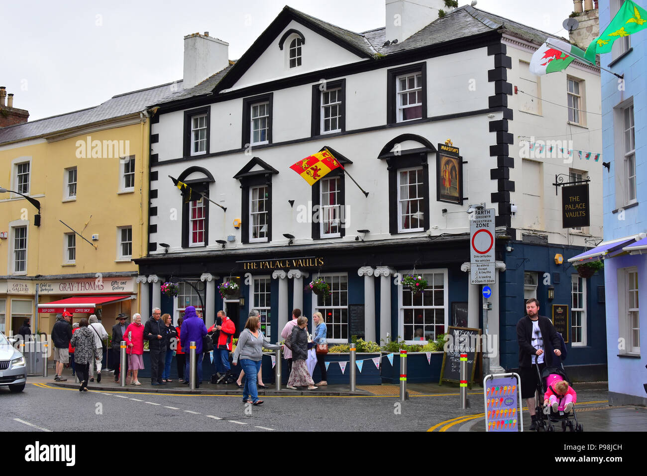 The Palace Vaults in Castle Ditch, Caernarfon North Wales Stock Photo ...