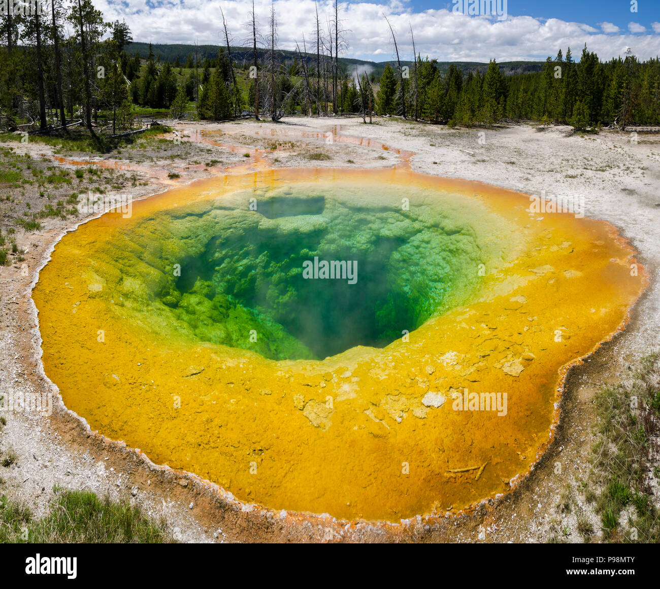Yellowstone geiser hot hi-res stock photography and images - Alamy