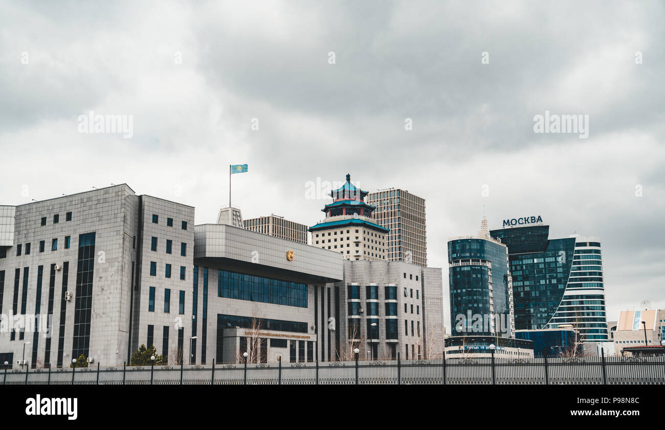 Central asia building hi-res stock photography and images - Alamy