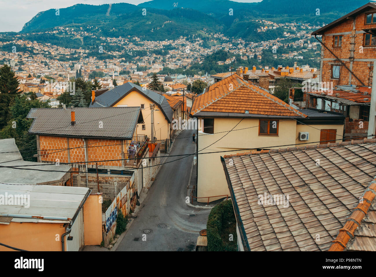 Suburbs neighbourhood hi-res stock photography and images - Alamy