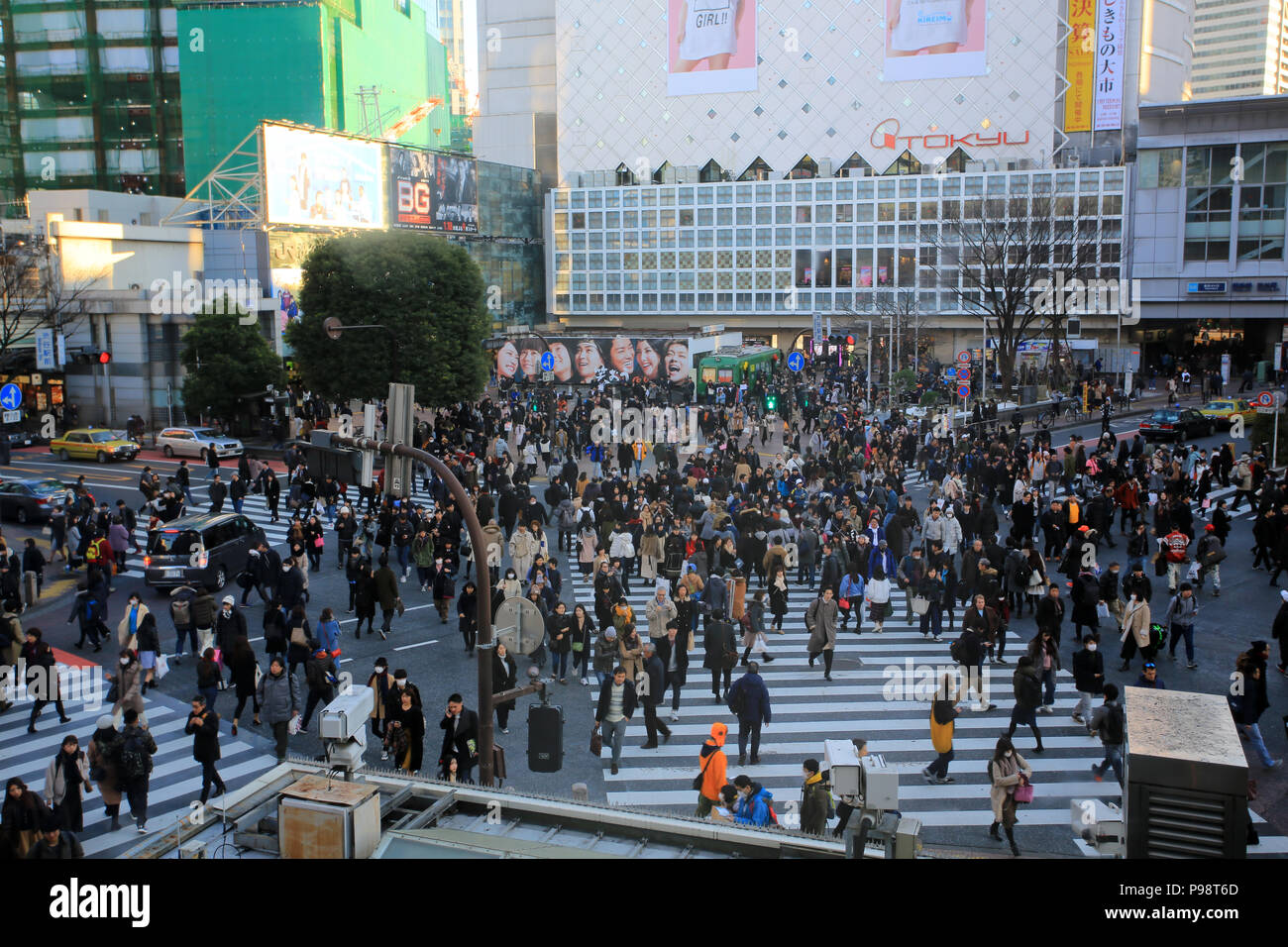Japanese crosswalk signal hi-res stock photography and images - Alamy