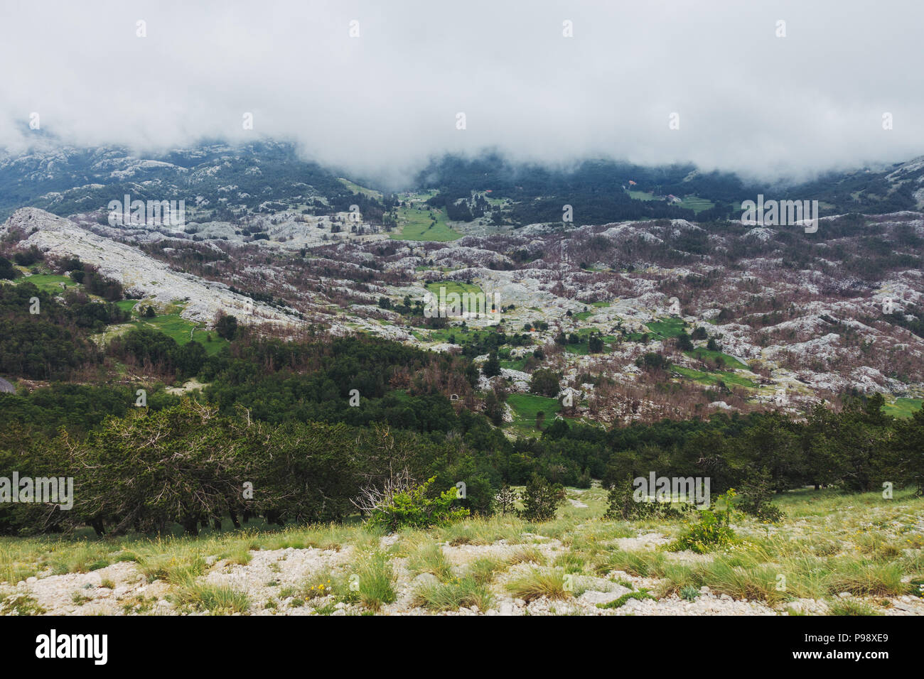 Mesozoic sedimentary rocks hi-res stock photography and images - Alamy